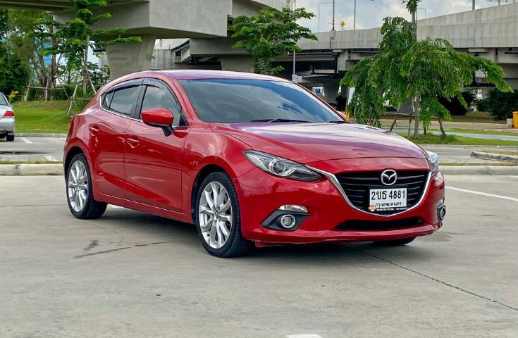 ซื้อขายรถยนต์ Mazda Mazda3 มือสอง มาใหม่ ราคาดี ทั่วประเทศ