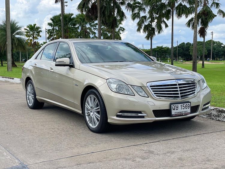 ซื้อขายรถยนต์ Mercedes-Benz E-Class E200 CGI มือสอง มาใหม่ ราคาดี ทั่ว ...