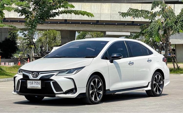 ซื้อขายรถยนต์ Toyota Altis 1.8 GR Sport CVT มือสอง มาใหม่ ราคาดี ทั่วประเทศ