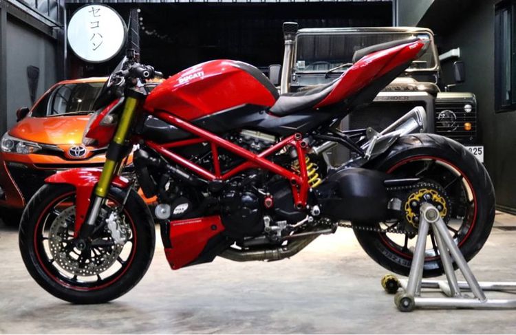 Ducati 848 EVO - Kaidee