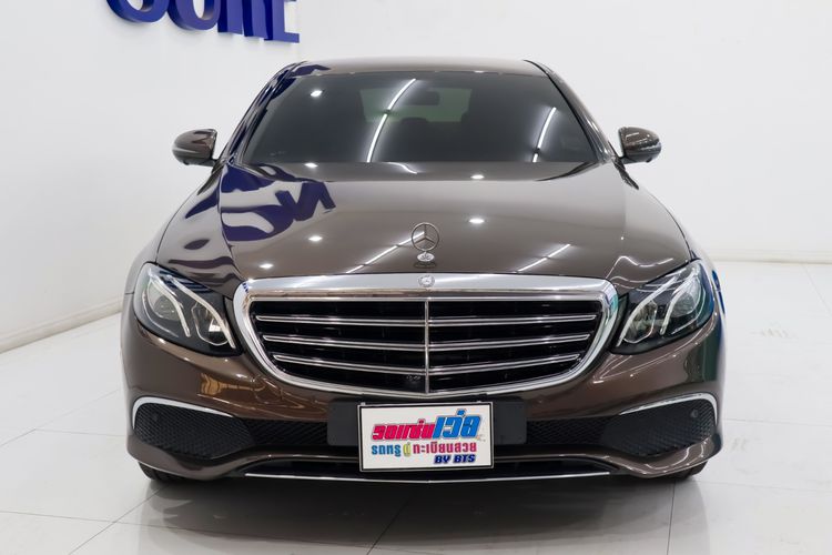 ซื้อขายรถยนต์ Mercedes-Benz E-Class E220 มือสอง มาใหม่ ราคาดี ทั่วประเทศ