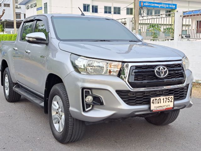TOYOTA REVO DOUBLE CAB PRERUNNER 2.4 AUTO 2015 - Kaidee Auto