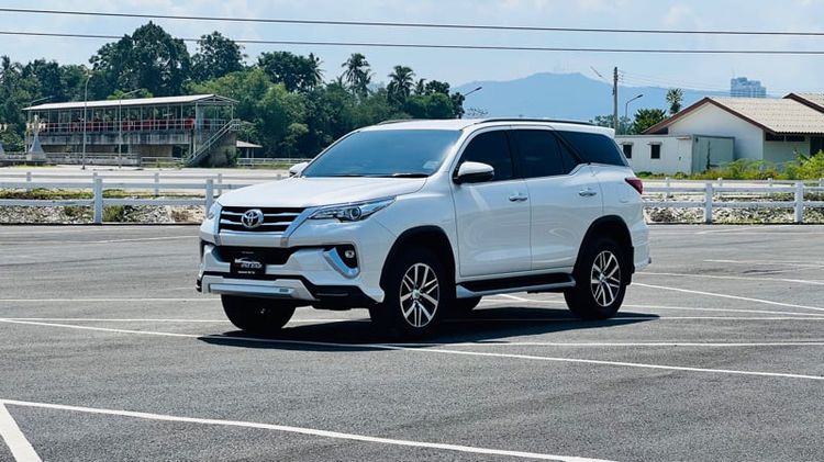 Fortuner 2.4 V ปี20 - Kaidee Auto