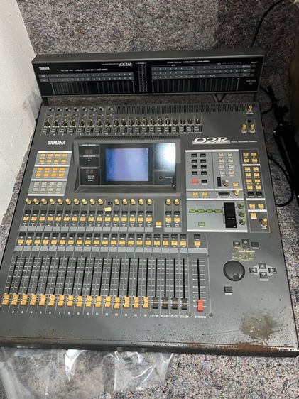 YAMAHA O2R Recording console 24 channels - Kaidee