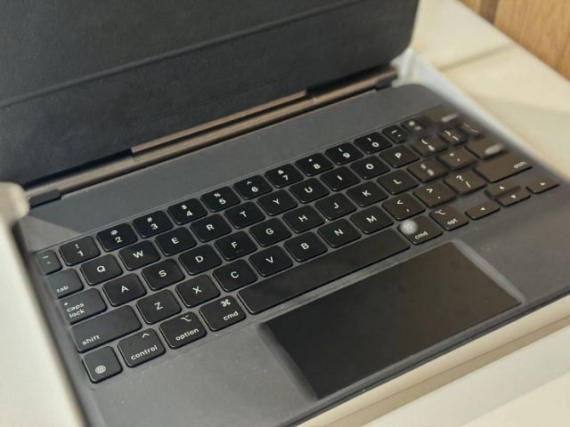Magic Keyboard iPad Air รุ่น 11 นิ้ว ชิปM2 - Kaidee