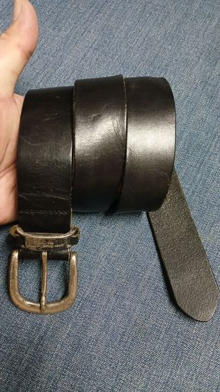 เข็มขัดหนังแท้ GAP สีดำ เอว 28 ถึง 34 กว้าง 1.4 ยาวรวมหัว 38.5 หนังสวย มีรอยตามใช้ - Kaidee