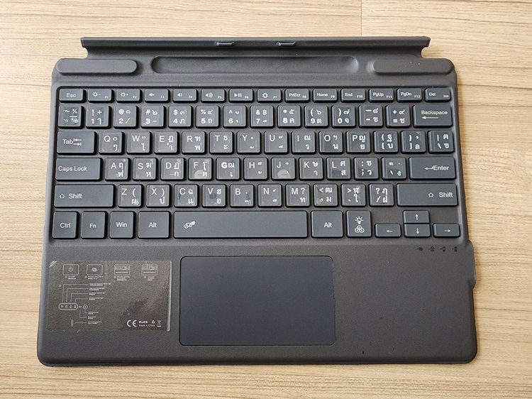 ขาย Surface Pro Bluetooth Type Cover คีย์TH-ENG สีเทา สภาพดี ใช้งานปกติ ถูกๆ - Kaidee