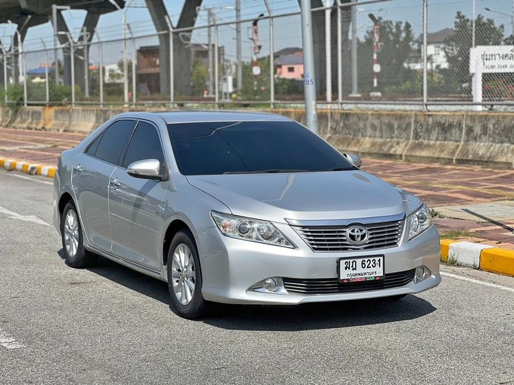 ซื้อขายรถยนต์ Toyota Camry 2.0 G มือสอง มาใหม่ ราคาดี ทั่วประเทศ