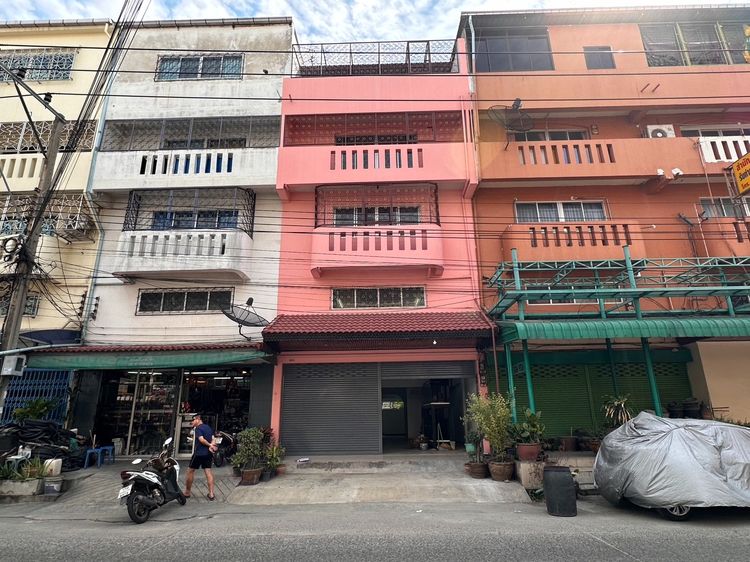 ขายตึกแถวประชาอุทิศ79 ทำเลดี เหมาะค้าขาย ต่อเติมลงเข็มเท่าตัวบ้าน - 370437597 - Kaidee