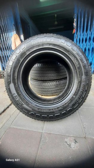 235 65 R16 - Kaidee