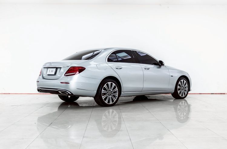 MERCEDES-BENZ E-CLASS E300e 2.0 EXCLUSIVE W213 AT 2022 ออกรถ 0 บาท จัดได้ 859,000 บาท 4A674 ...
