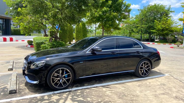Benz W213 E350e Avantgarde Plug-in Hybrid ปี 2018 สีดำ สภาพสวย - Kaidee Auto