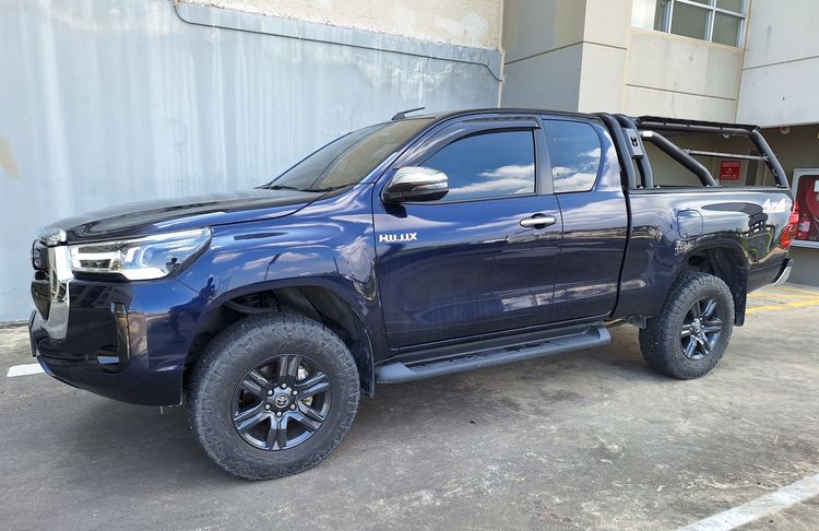 Toyota revo 4wd - Kaidee Auto