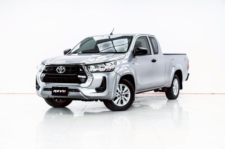 TOYOTA REVO 2.4 MID Z-EDITION SMART CAB MT 2021 ออกรถ 0 บาท จัดได้ ...