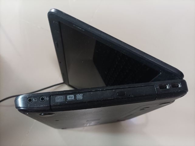 Dell สภาพพร้อมใช้งาน Intel Core i5 ram 8 g. hd 500 gb. แบ็ตเก็บไฟดี อุปกร์ครบ - 370742738 - Kaidee