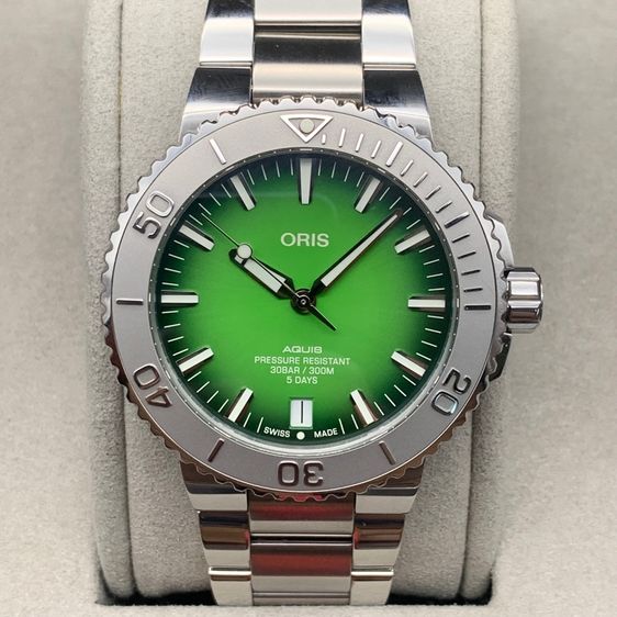 Oris aquis Payoon limited edition 250 pieces green sunburst dial automatic cal.400 5days power ...
