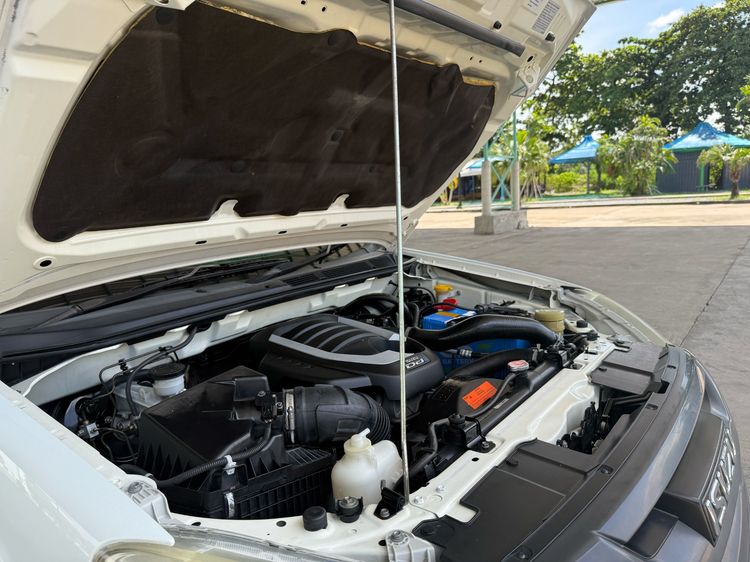 ISUZU SPARK 1.9 - Kaidee Auto