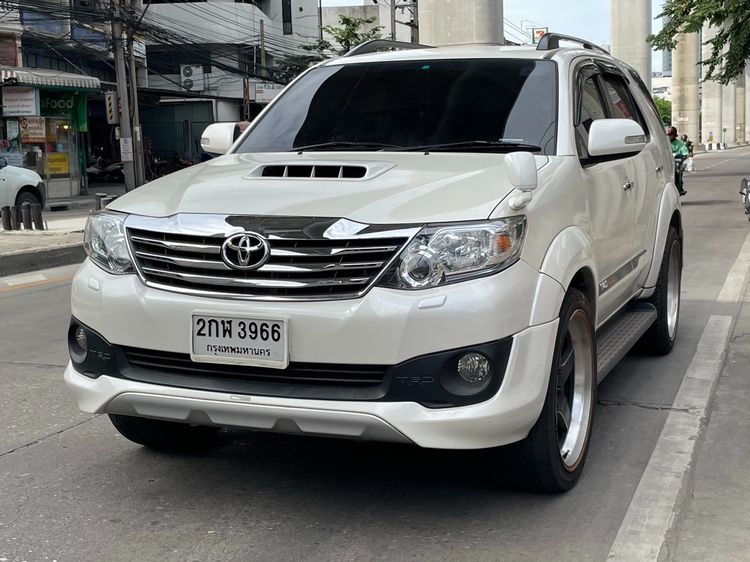 Toyota Fortuner 3.0 12-15 TRD Sportivo 4WD - 371007443 - Kaidee Auto