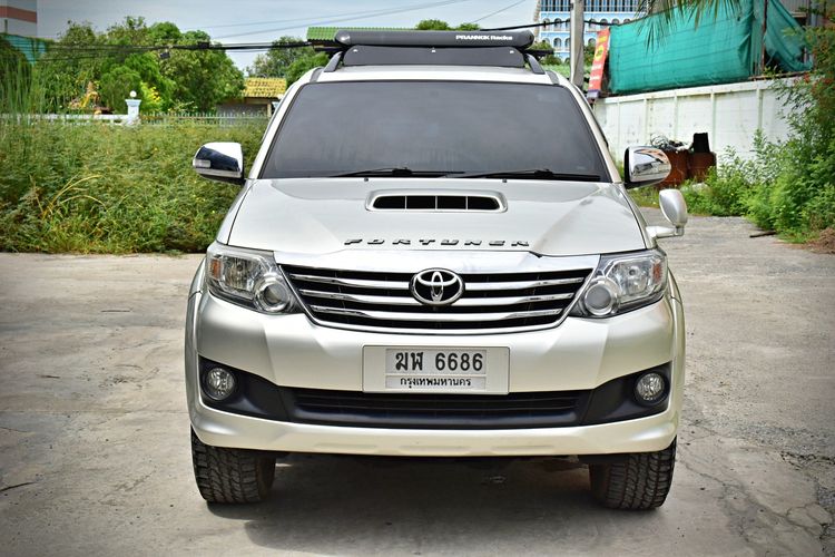 Toyota Fortuner 3.0 V ปี2012 4WD เกียร์ออโต้ SUV - Kaidee Auto
